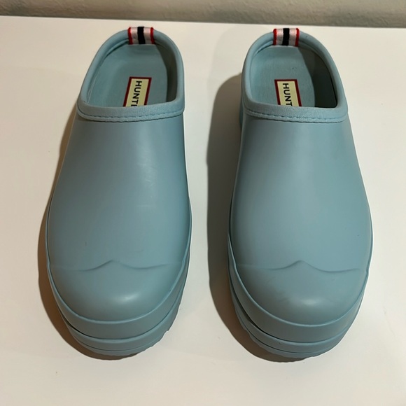 Hunter | Shoes | Hunter Womens Sky Blue Original Play Clogs Sz 6 Slip ...
